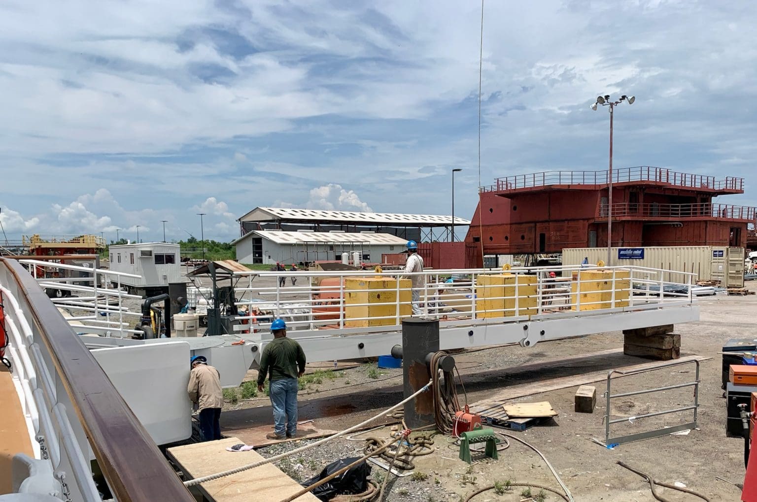 Building a Behemoth Part 2: Installing The Largest Nautical Structures ...